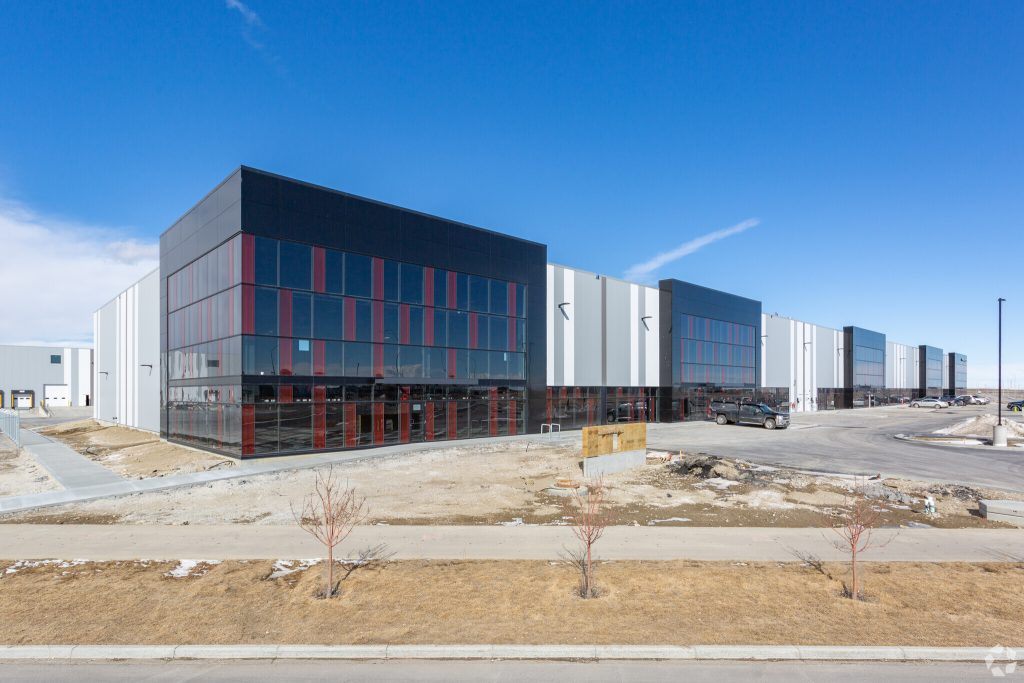 SIMPSON STRONG TIE WAREHOUSE - Impeccable Interiors