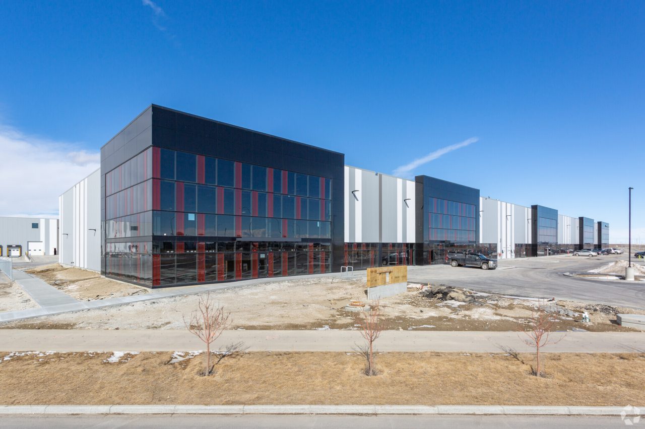 SIMPSON STRONG TIE WAREHOUSE - Impeccable Interiors